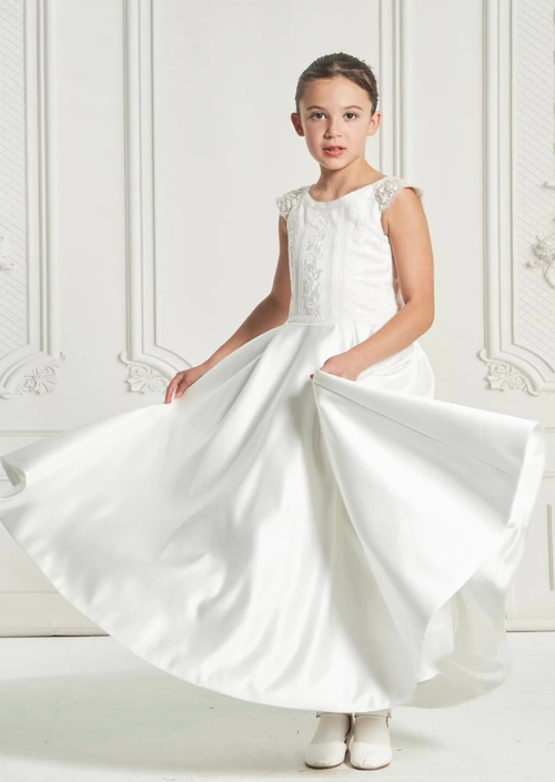 Communion Dresses – Sara's Children's Boutique